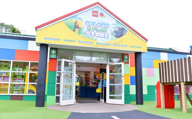 Splash & Play Store | LEGOLAND® Windsor Resort