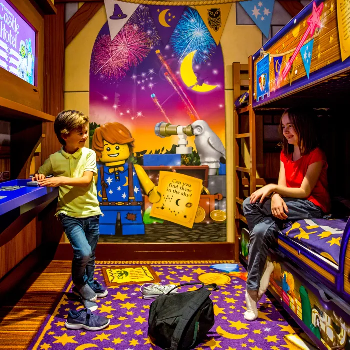 Wizard's Themed Room | LEGOLAND® Windsor Castle Hotel
